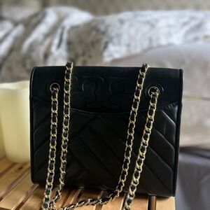 Tory Burch | Bags | Tory Burch Alexa Convertible Shoulder Bag Black ...